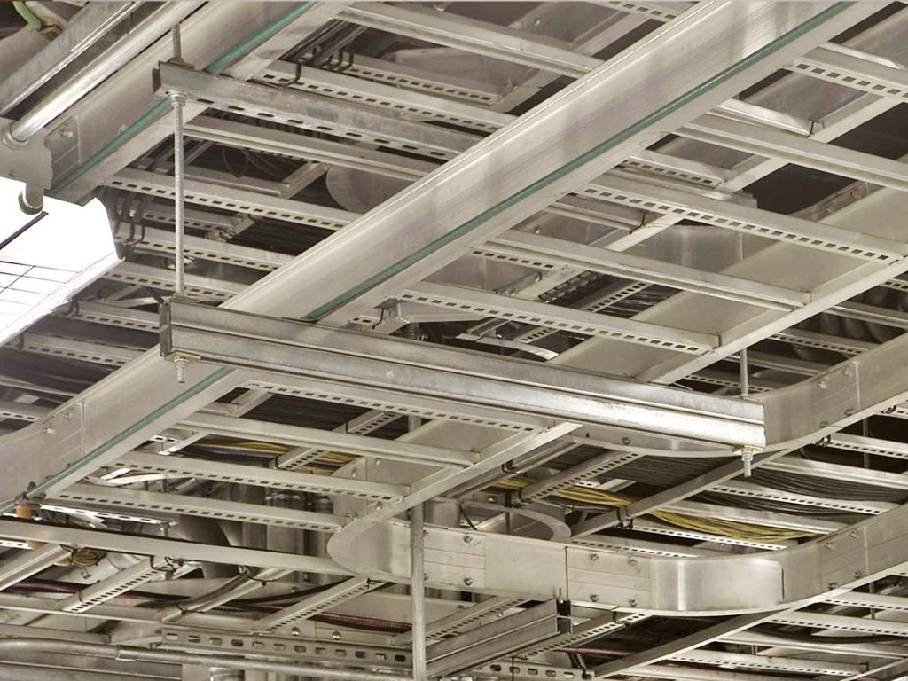 Cable Trays vs Pipes (Conduits) - Pinax Steel